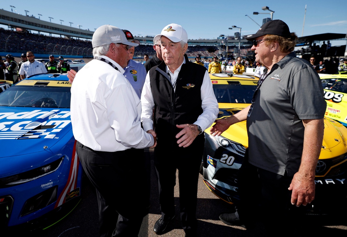 Rick Hendrick, Roger Penske to be deposed before NASCAR antitrust trial