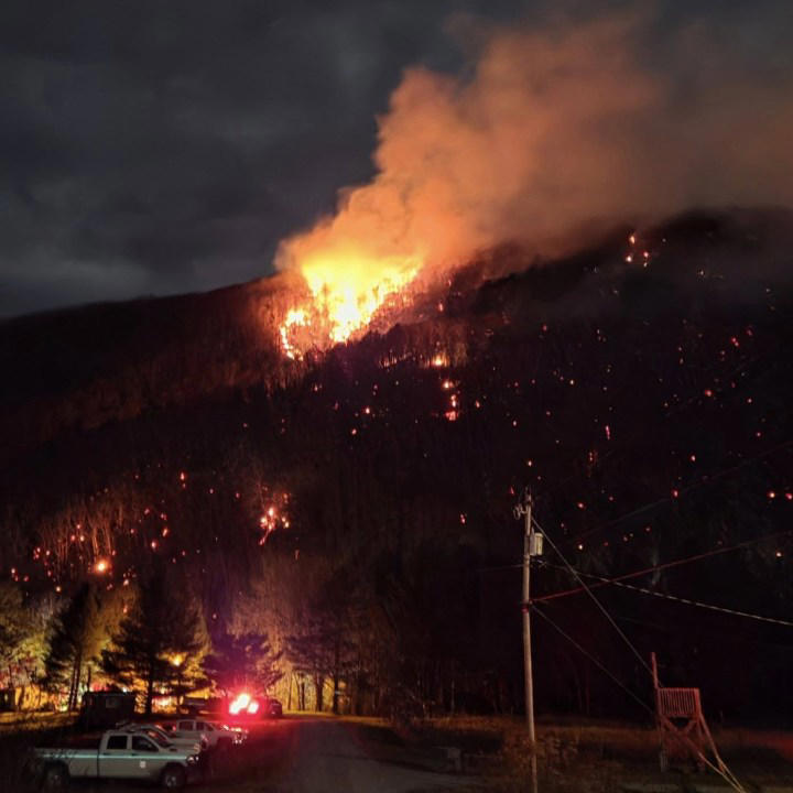 Helicopter ordered to help fight Woodside Fire in Monongahela National ...