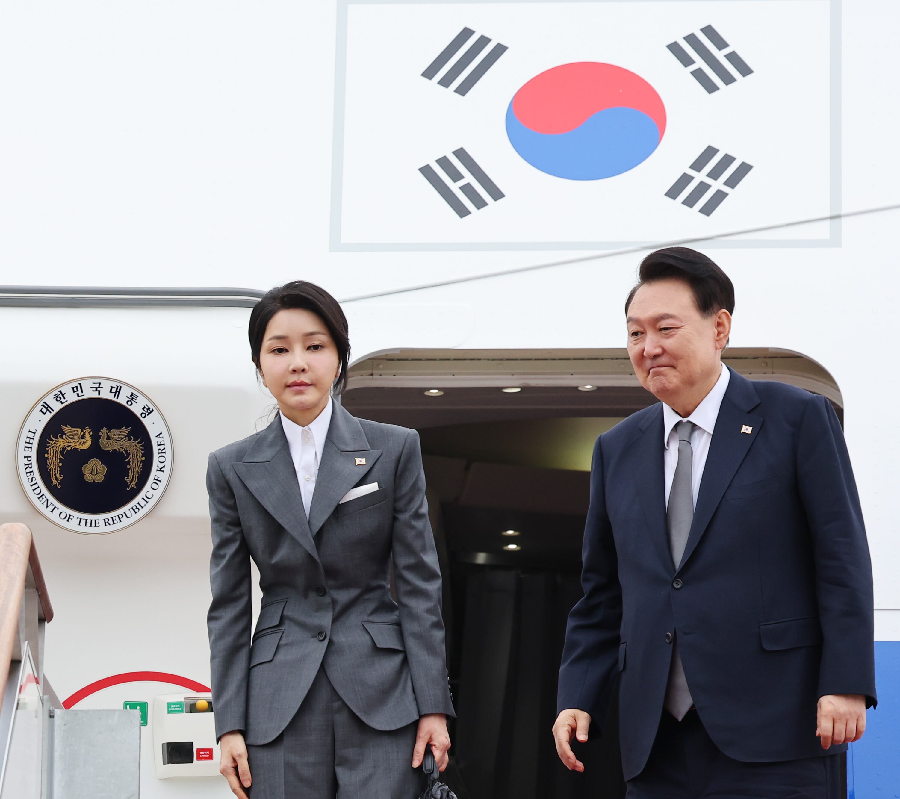Former President Yoon and Wife to Appear in Court Separately on 7th