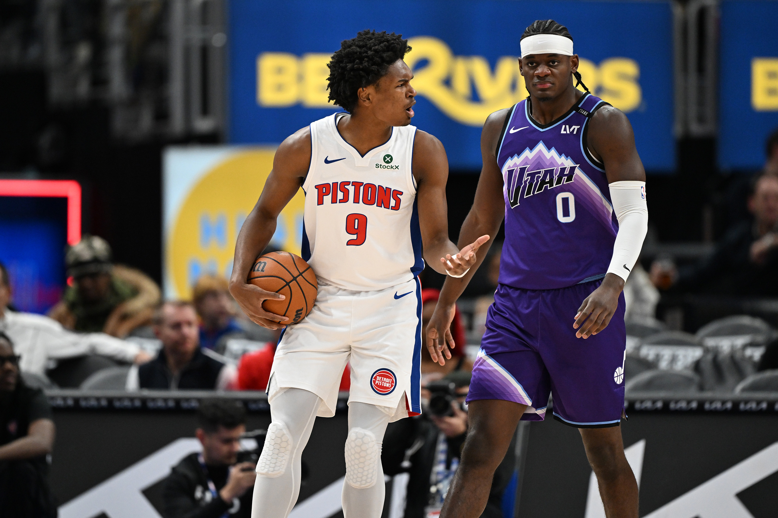 Pistons' stifling defense has them at top of the East