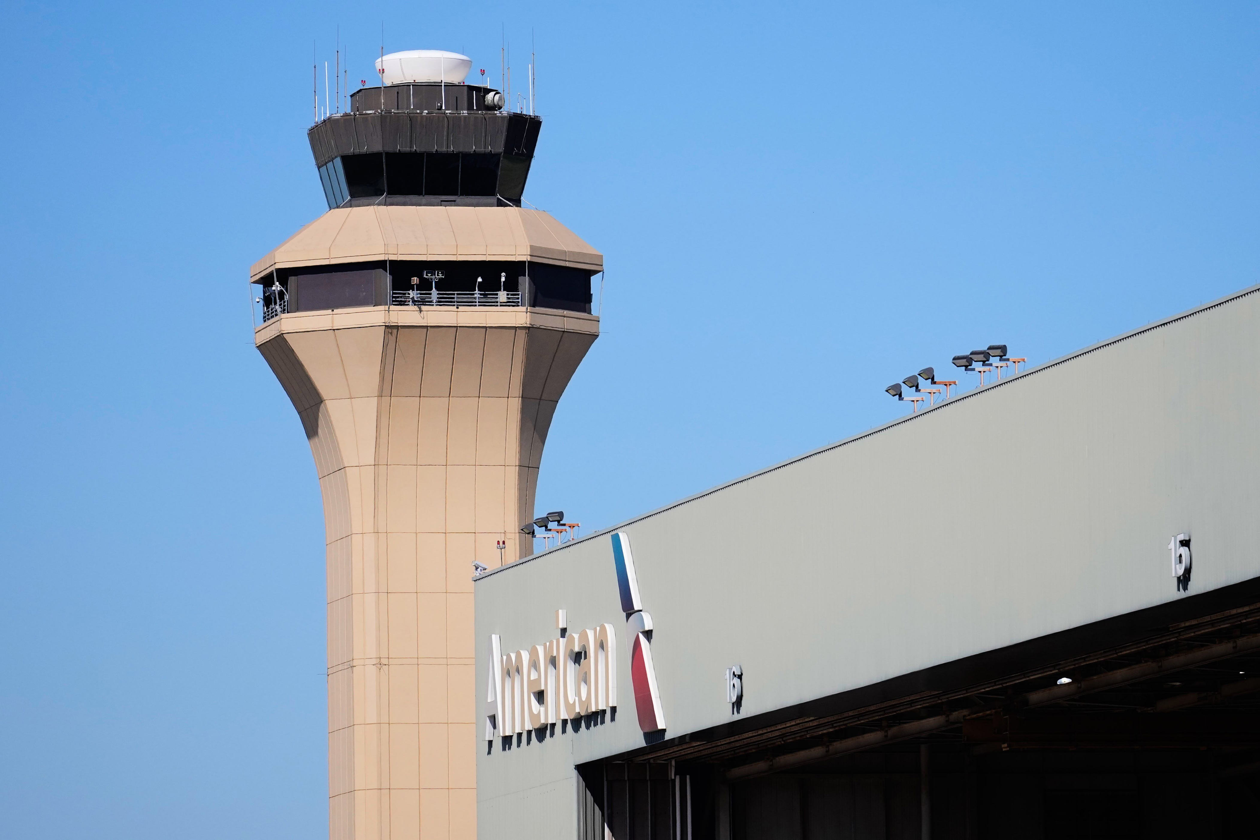 FAA says major airports could see impacts to thousands of flights ...