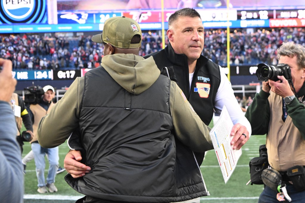 Patriots’ Mike Vrabel likens NFL trade deadline deals to ‘being pregnant’
