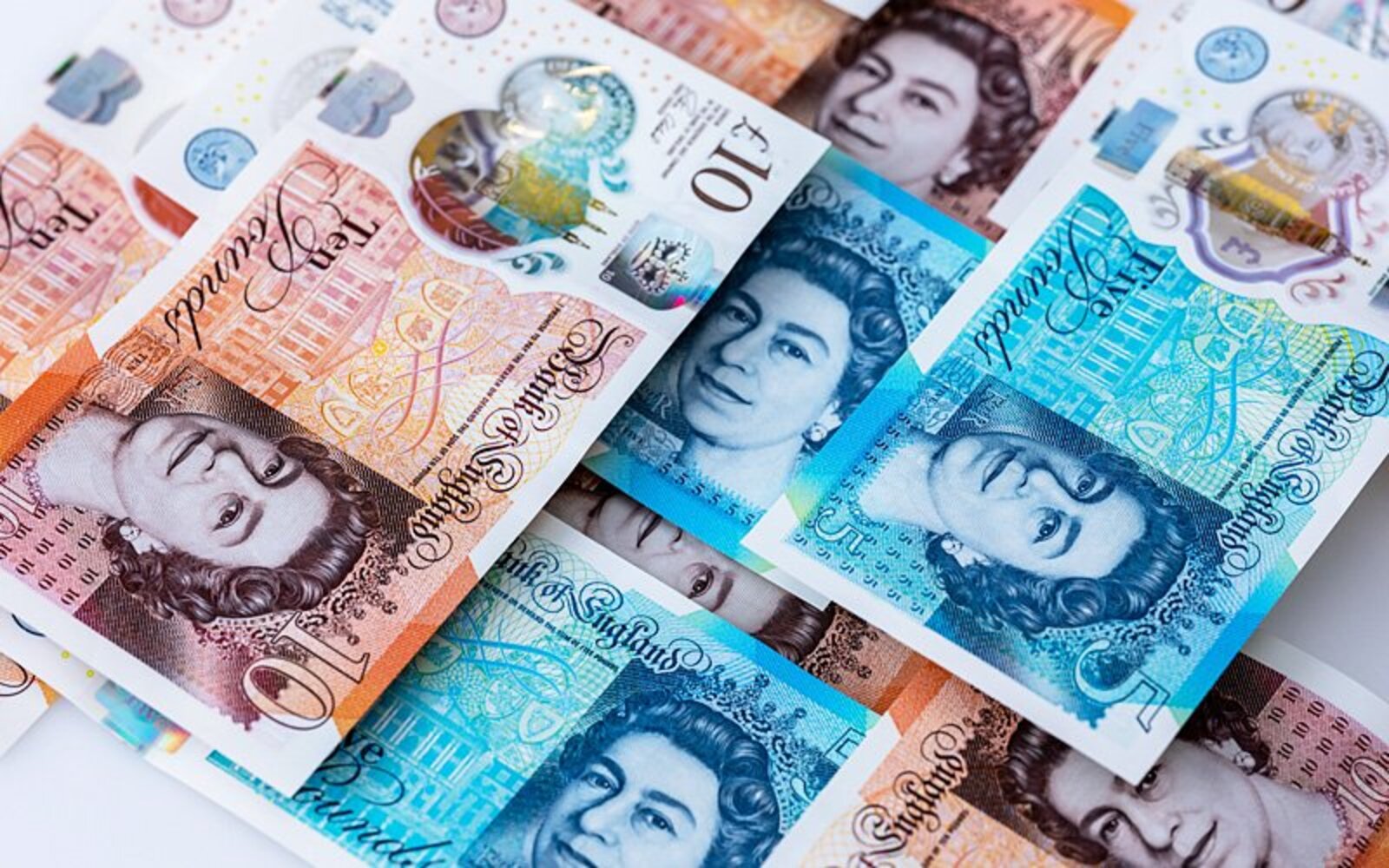 Sterling holds firm after UK data shows pickup in inflation