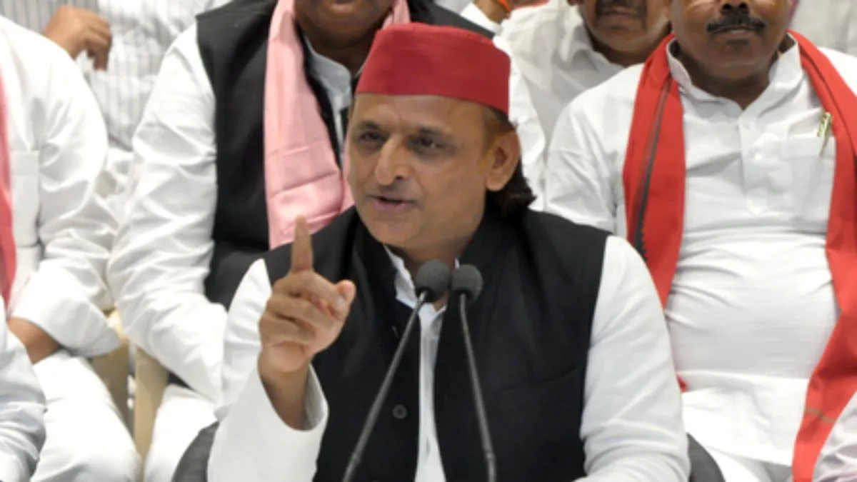 Rapidly growing inequality and economic disparity in economy is a ...