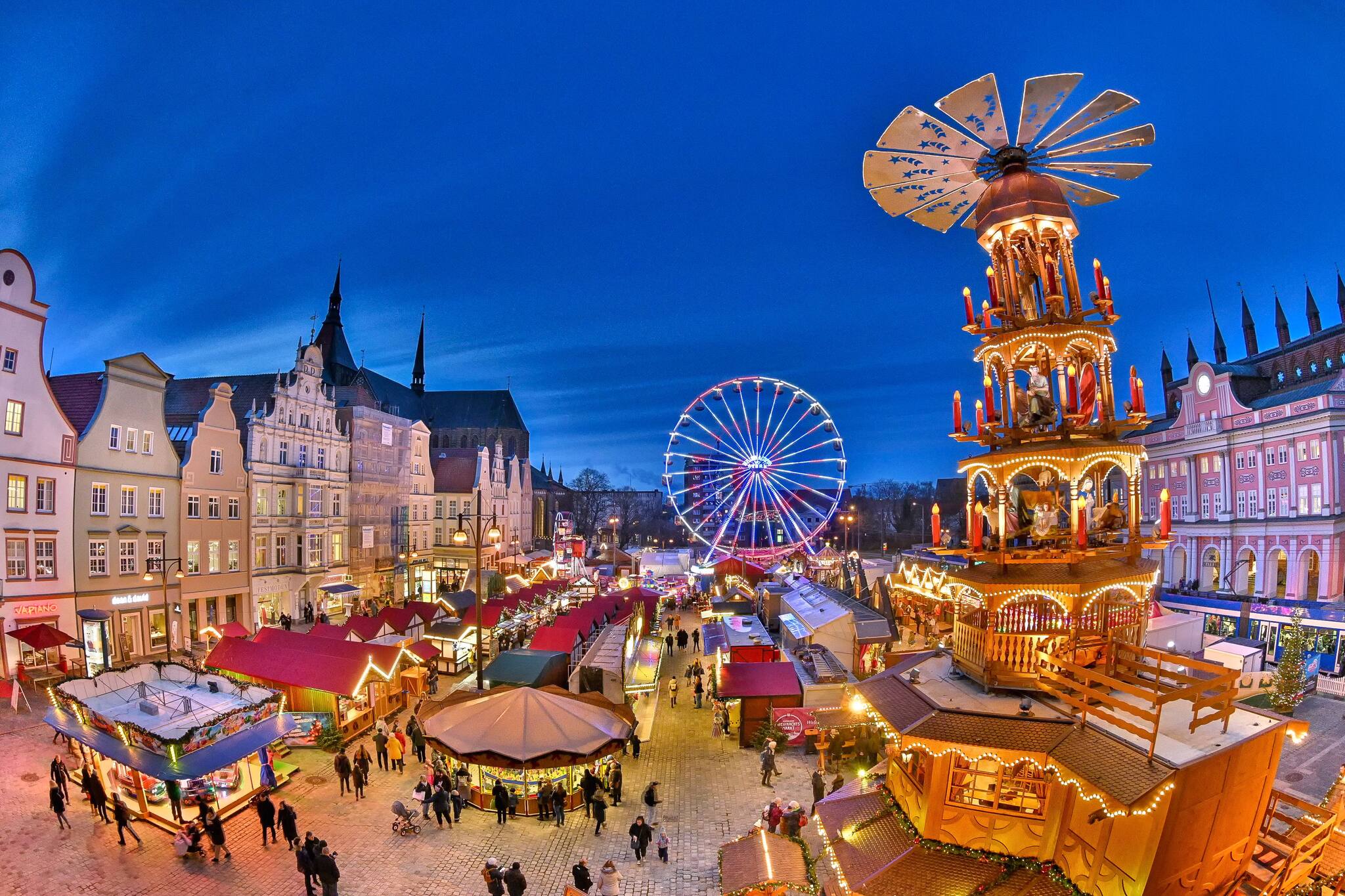 Rostocker Weihnachtsmarkt eröffnet bald: Wann der Weihnachtsmann kommt ...