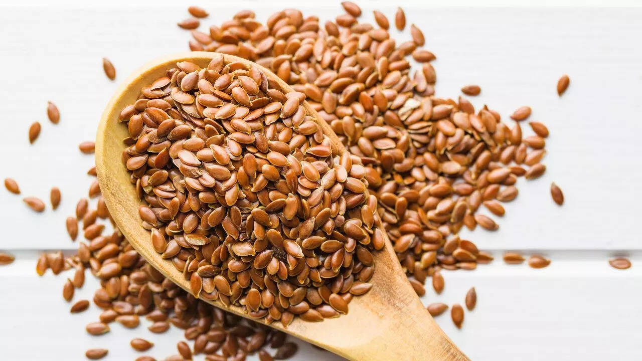 What is the best time to consume flaxseeds for maximum benefits ...