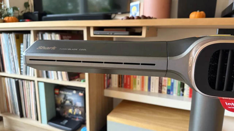 Shark TurboBlade Cool + Heat review: a quality fan to keep you cool in ...