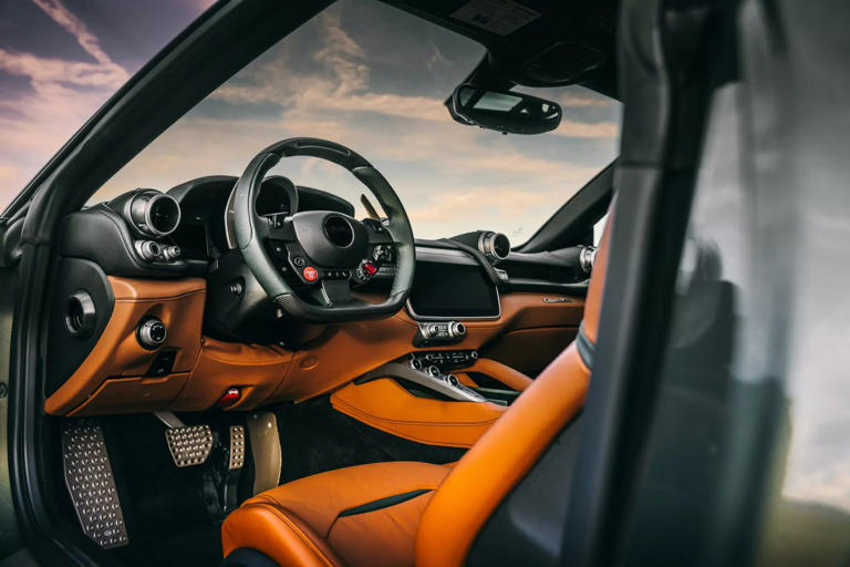 Una Ferrari da fango e sterrato? Al SEMA Show la Ferrari GTC4 diventa ...