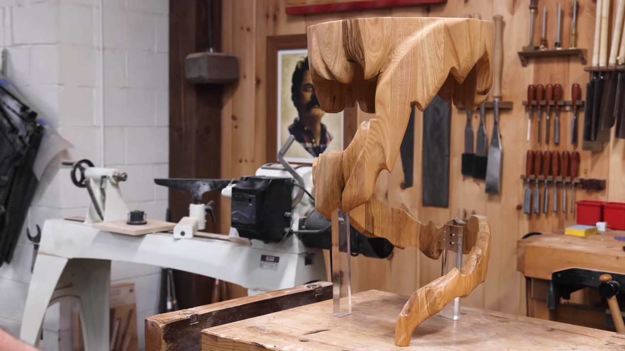 How Does Floating Spiral Table Work?