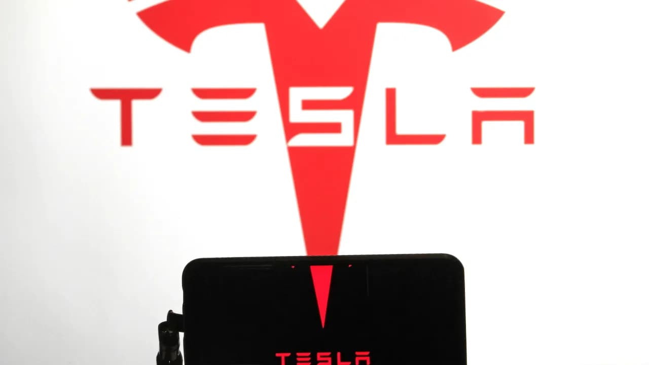 Elon Musk Agrees Tesla AI5 Is 'Golden Key' For Company's Physical AI Era