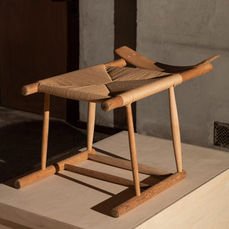 AtMa Inc reforms broken J39 Mogensen chairs