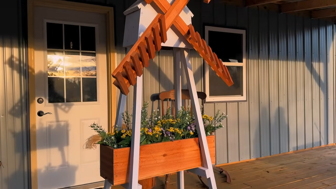 Easy Windmill Planter Project