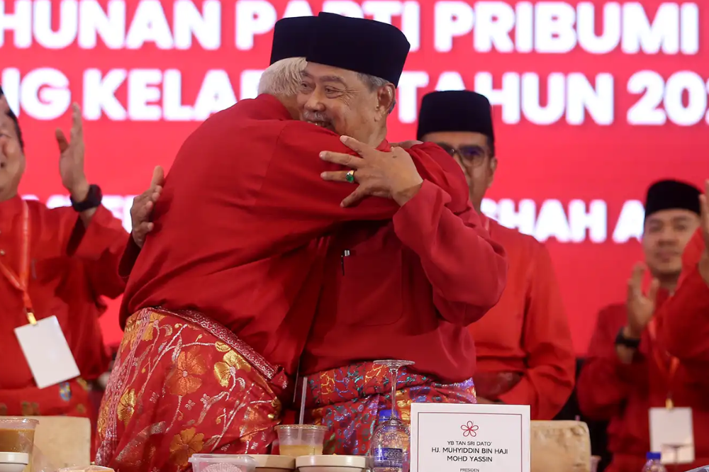 Hamzah says he is ready to take the baton when Muhyiddin steps down