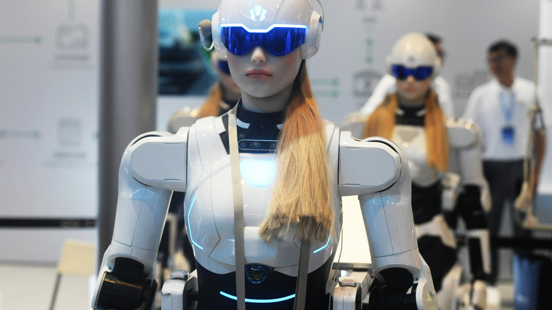 Robots giving birth to babies: Is an ethical boundary being crossed in ...