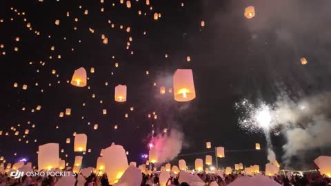 Thailand: Thousands of Lanterns Create Enchanting Scene at Yi Peng ...
