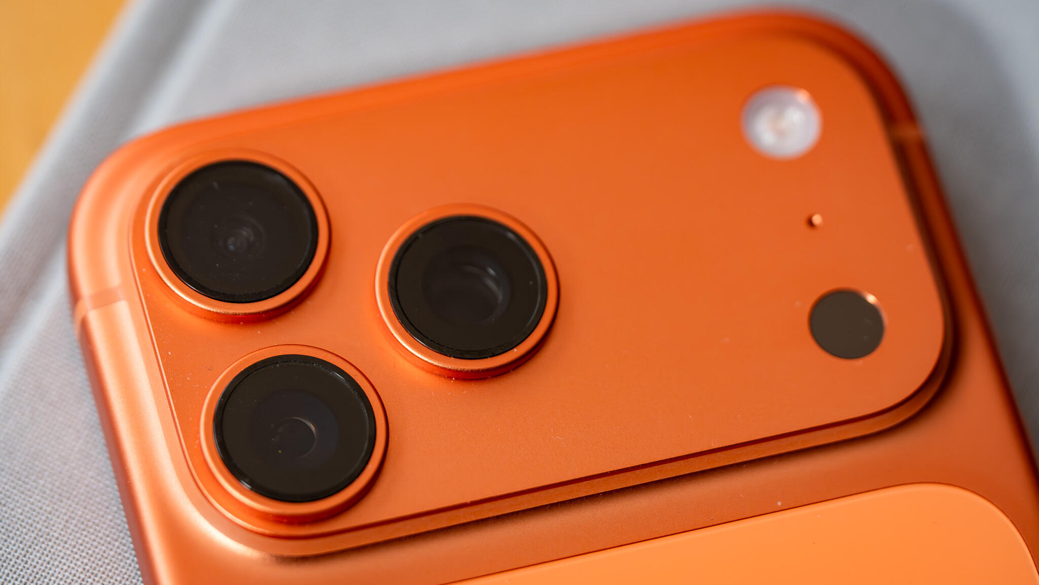 You have days left to claim your AT&T data breach settlement of up to ...