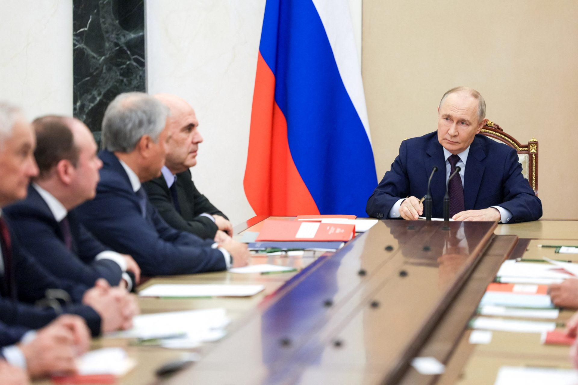Putin orders plans to resume nuclear weapons testing