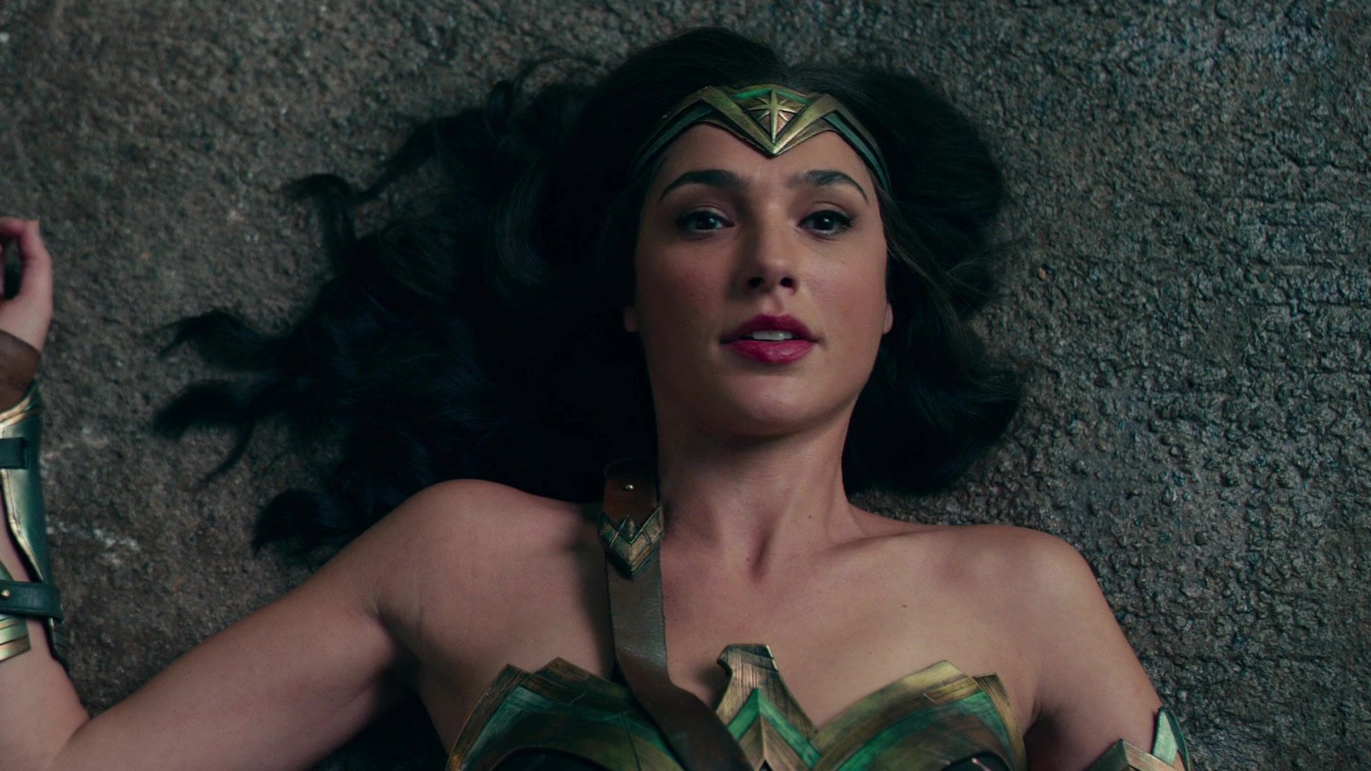 Zack Snyder's DCEU team-up movie easily dethroned by Devil Wears Prada ...