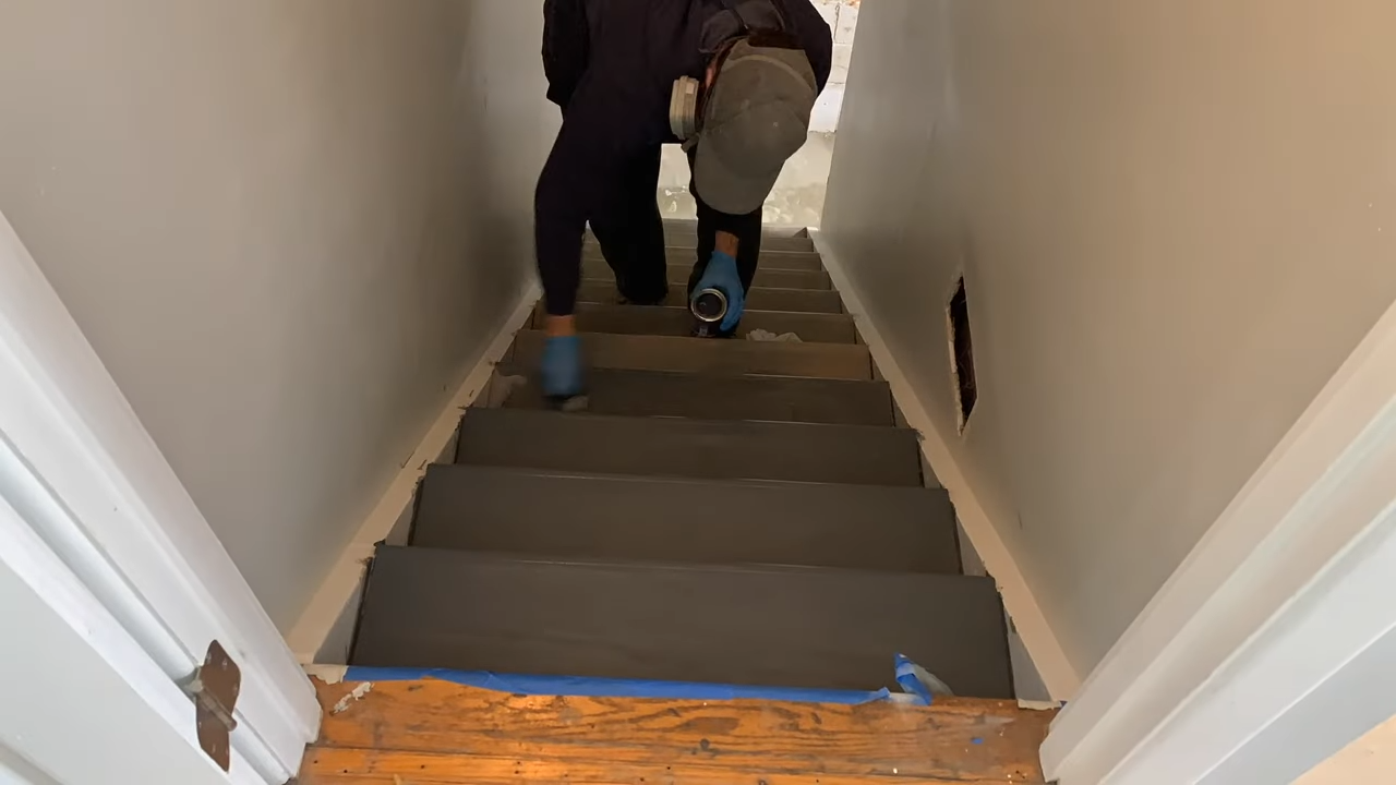 How to refresh worn-out stairs step by step