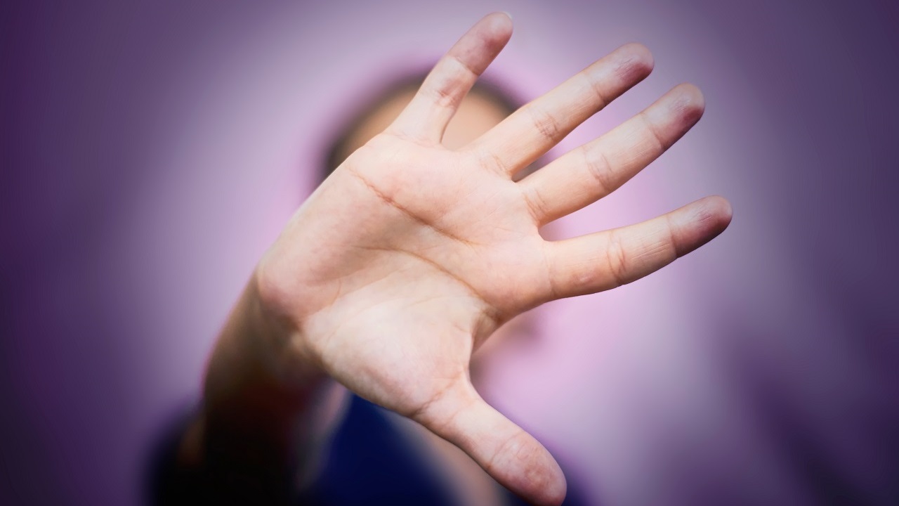 German Polizei Audi RS6 Avant vs AMG GT63 Drag Race Show