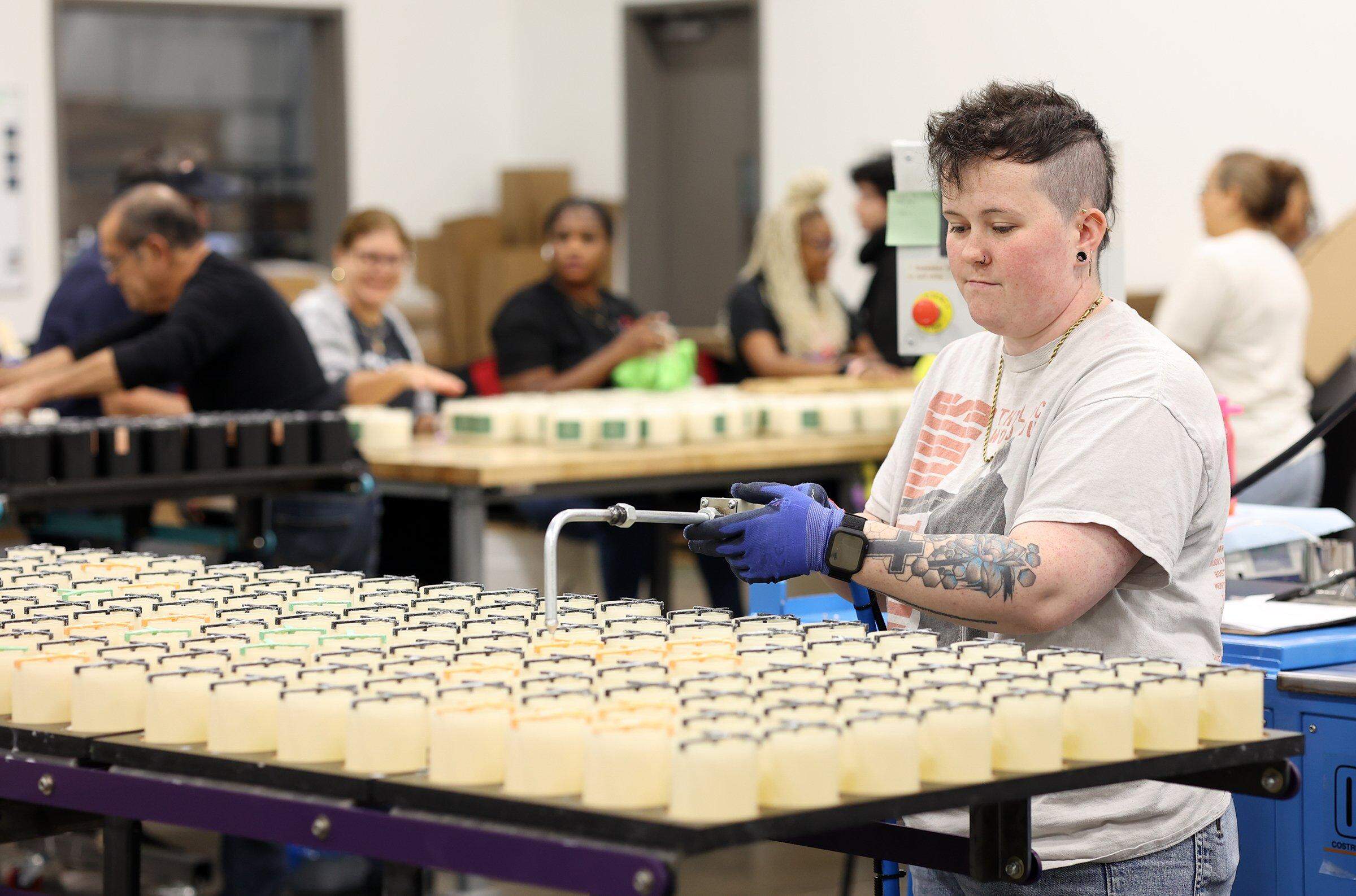 North Texas candle company gives back to fight human trafficking