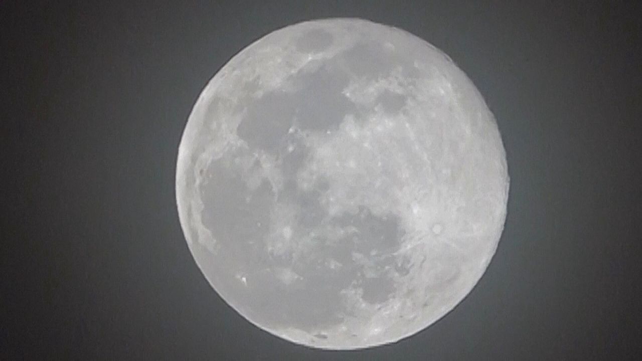 „Bibermond“: Größter Super-Vollmond des Jahres erhellt den Himmel