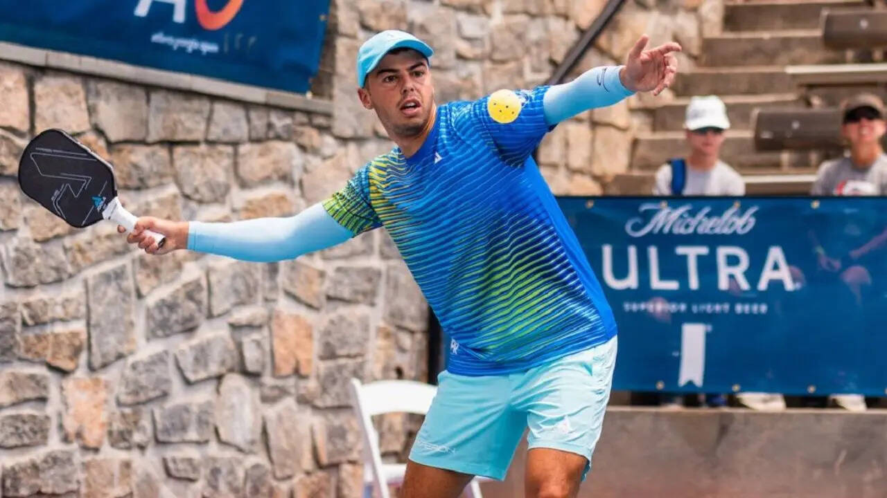 Ben Johns’ RAZER Pickleball Paddle Steals the Show at Worlds - The ...