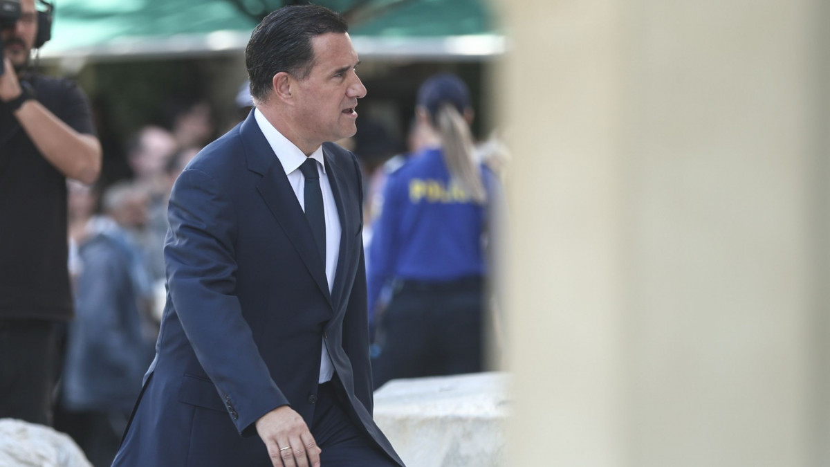 Γεωργιάδης για οπλοκατοχή: Μ’ αρέσει το αμερικανικό μοντέλο και η ιδέα ...