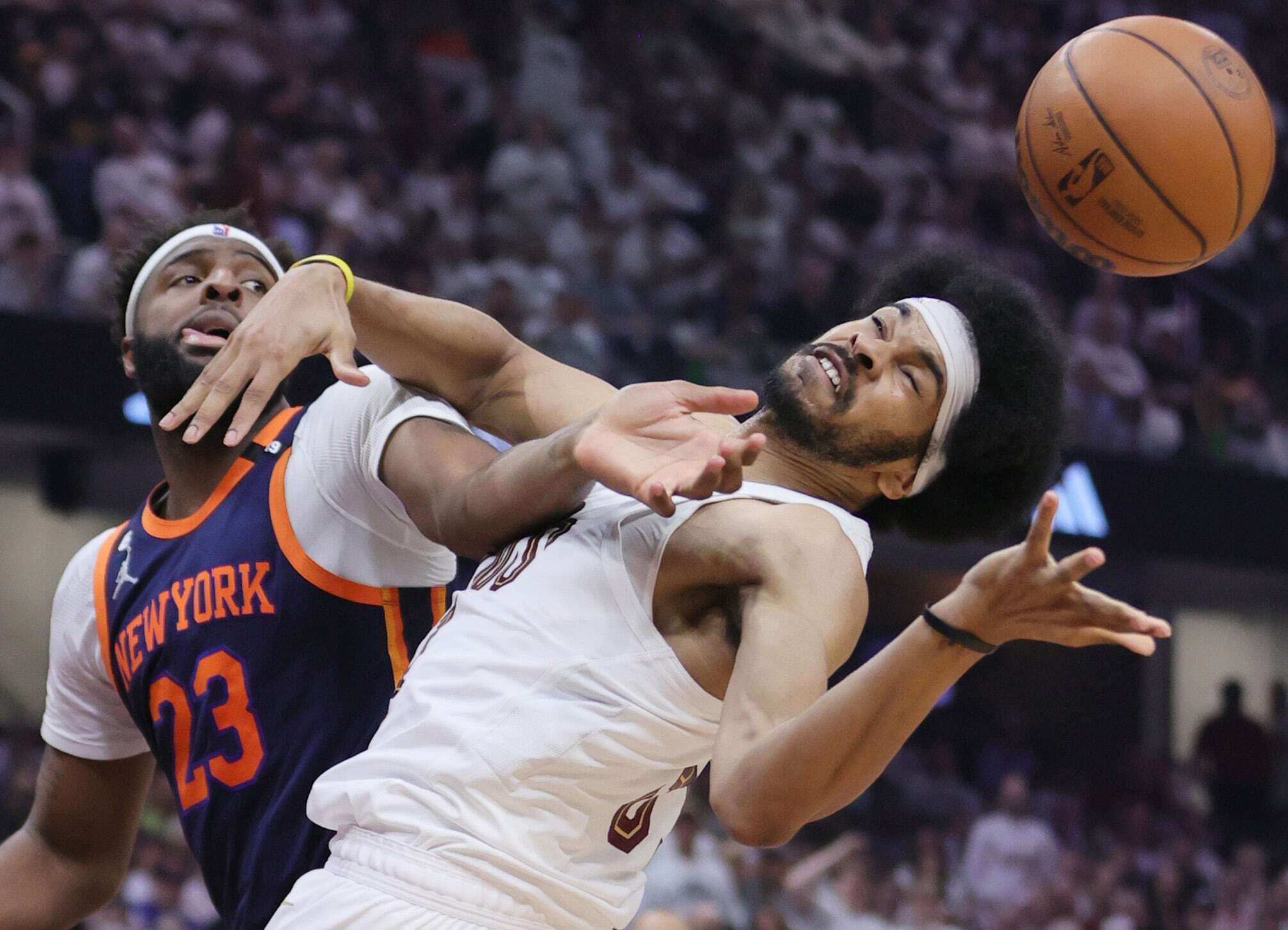 The pain a big man endures: Jarrett Allen’s physical toughness should ...