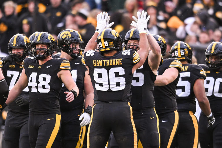 Iowa football donning alternate uniforms vs. Oregon Ducks