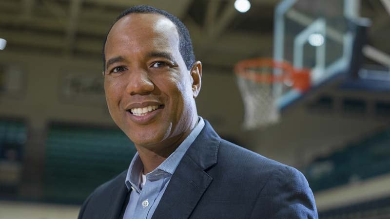 Former NC State, UNCW men’s basketball coach to debut as studio analyst ...