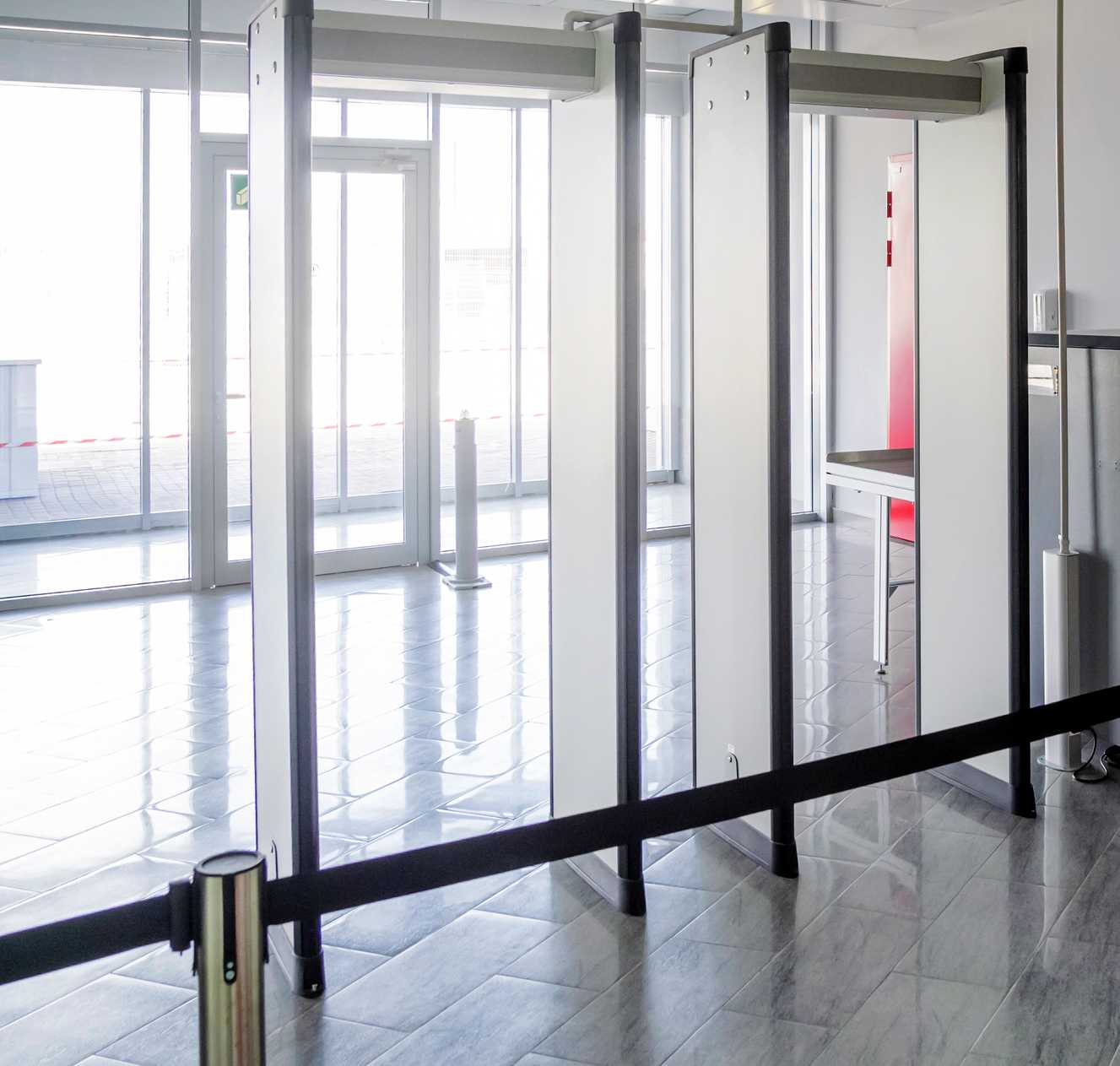 BB gun in student's bookbag triggers metal detector at entrance to school