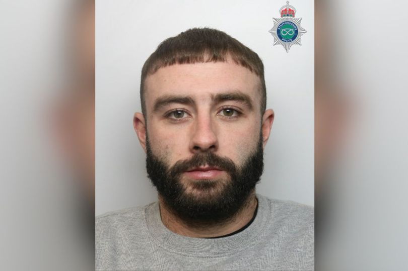 Fleeing VW driver rammed police car before going wrong way through town ...