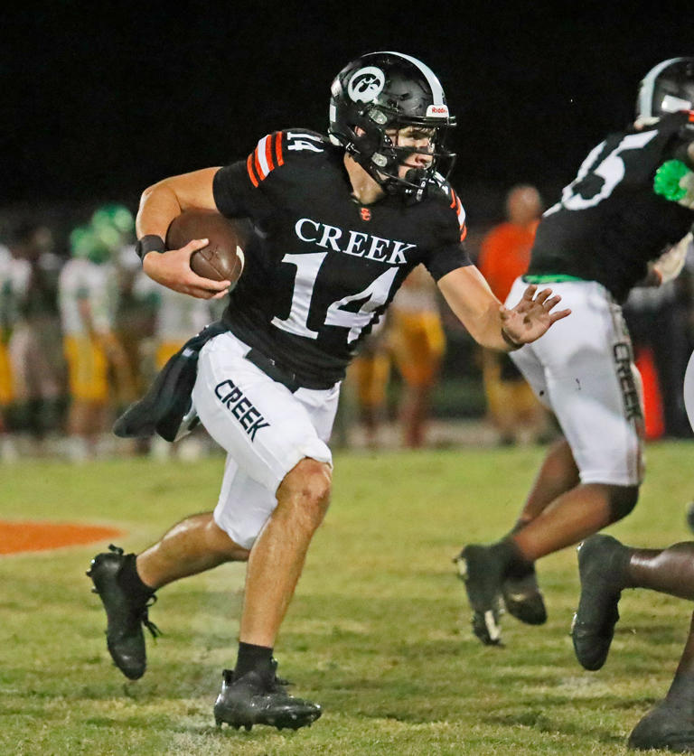 FHSAA football playoff scores, bracket updates from first round in ...