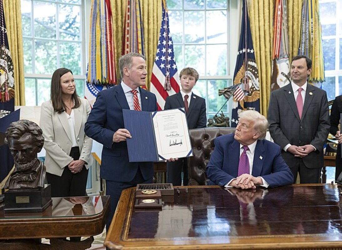 Jon Husted's Extremist Record on Abortion Rights is Out of Touch With Ohio