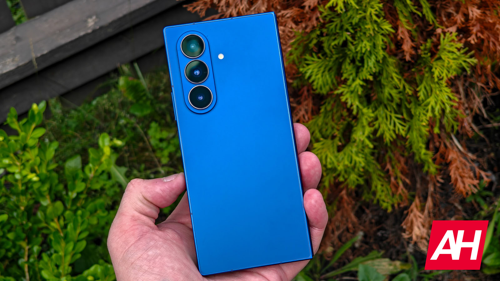 I'd still buy this discounted Galaxy Z Fold 7 over waiting for the Fold 8