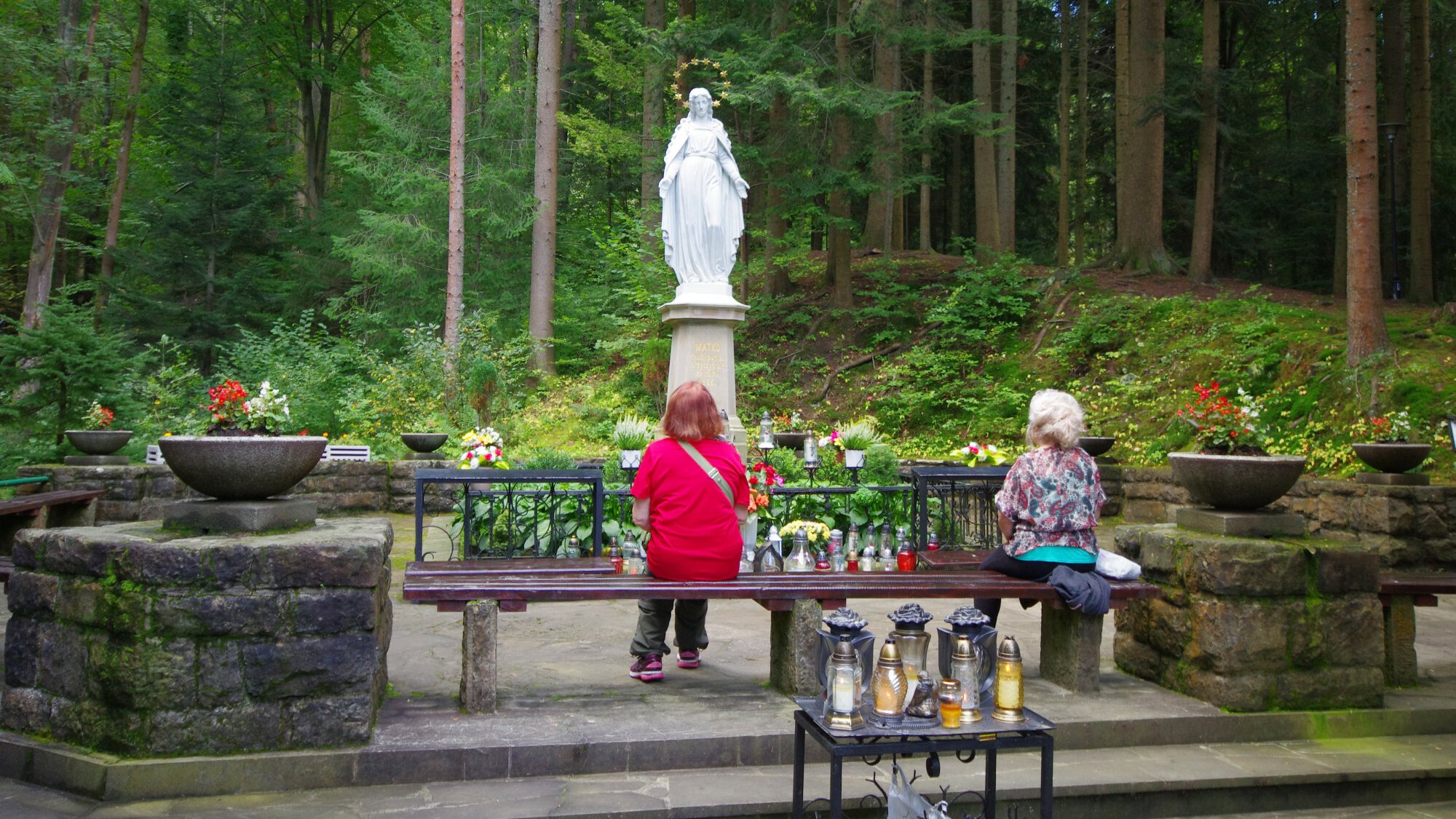 Matki Boskiej nie można nazywać “współodkupicielką”. Teolog wyjaśnia decyzję Watykanu