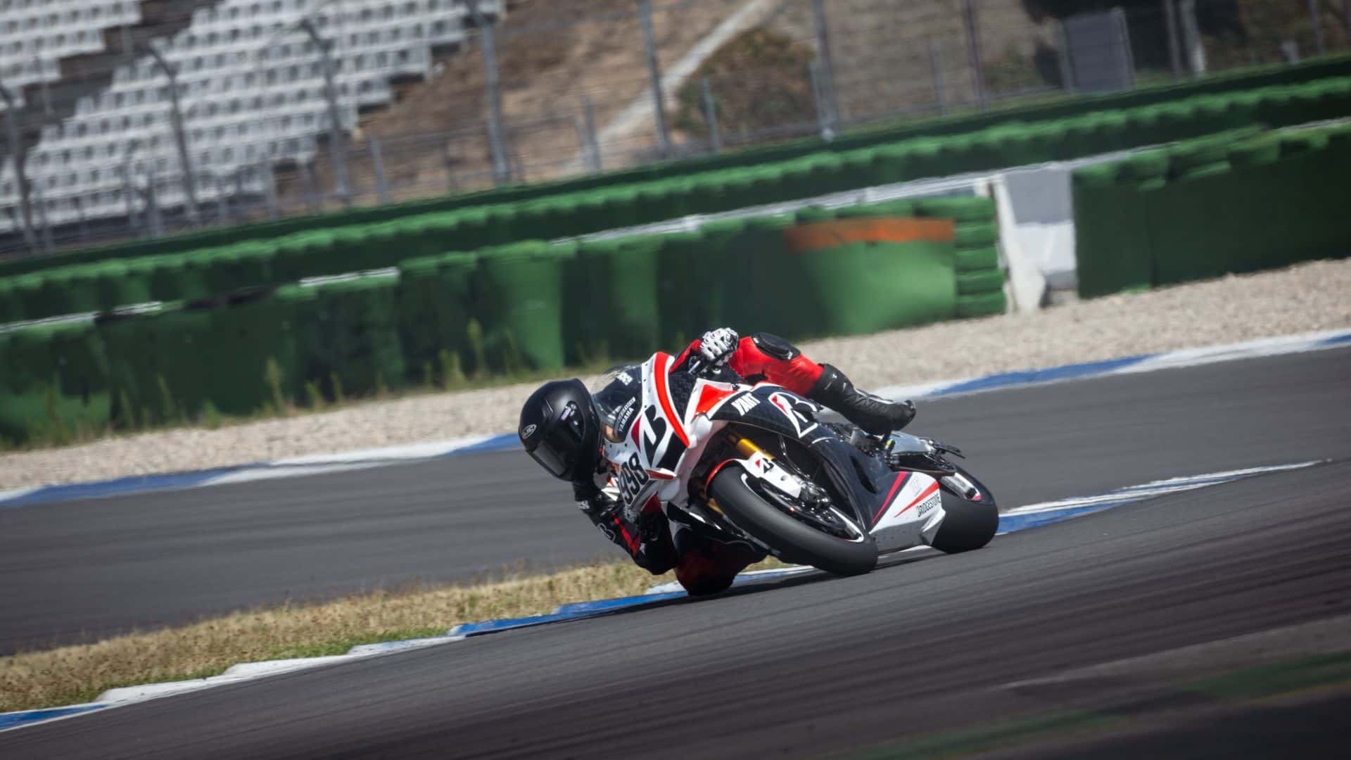 Bridgestone Launches the RACING BATTLAX V03 Slick for 2026