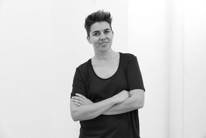 Olga de Dios, autora de ‘Monstro Rosa’, lança livro interativo e fala ...