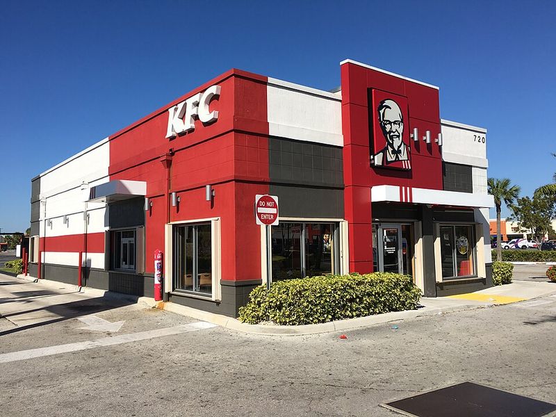 24 Popular Fast-Food Chains Ranked by Menu Variety