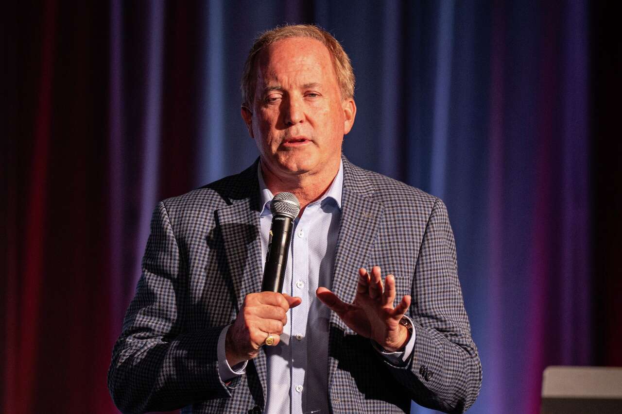 Paxton to investigate grocery chains for spraying organic produce with ...