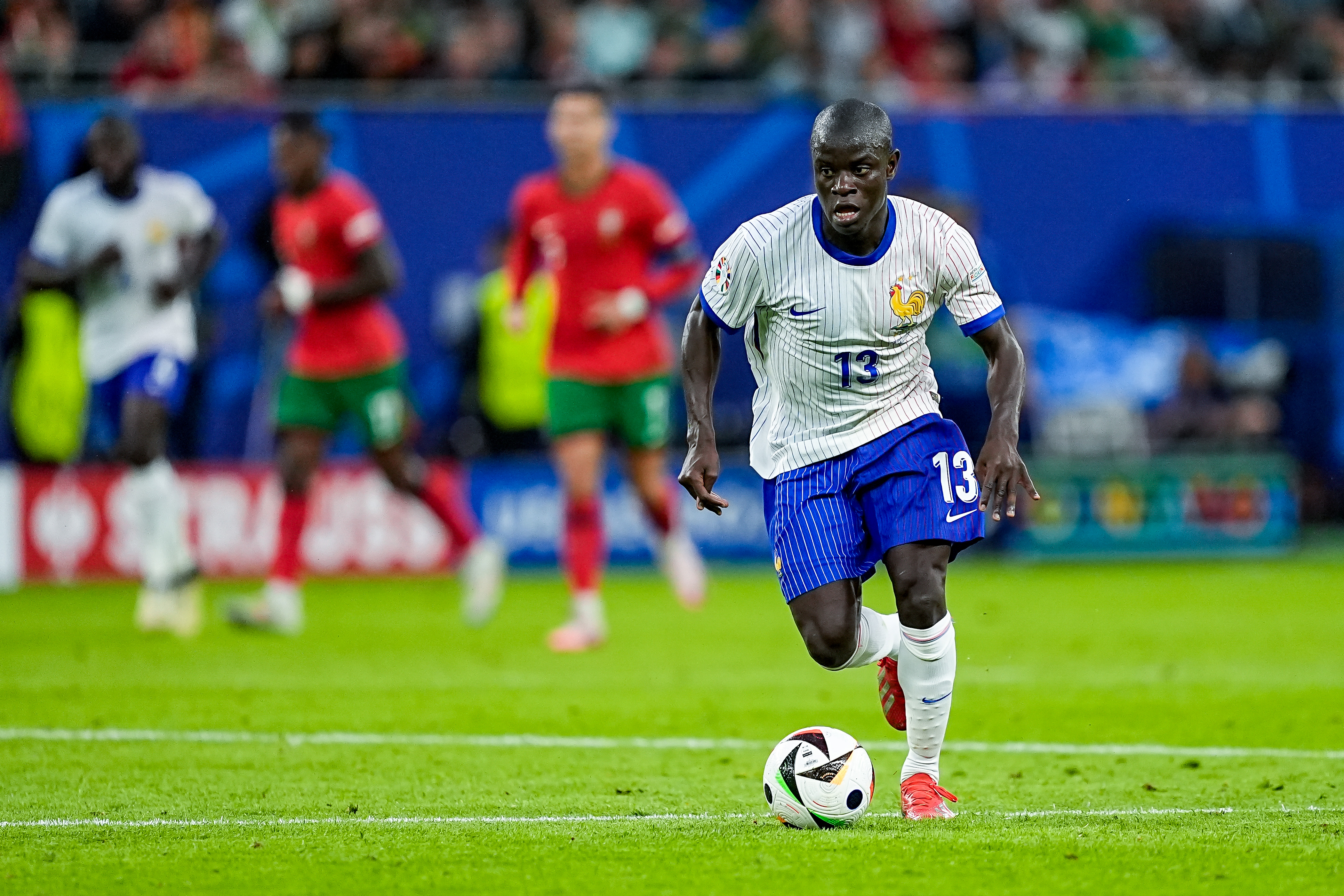 Bekende namen terug in selecties van Duitsland en Frankrijk