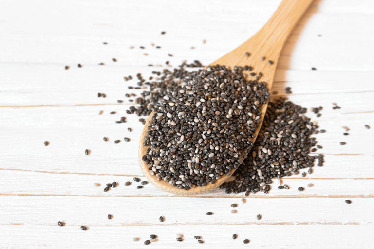 6 foods with more fiber than dates