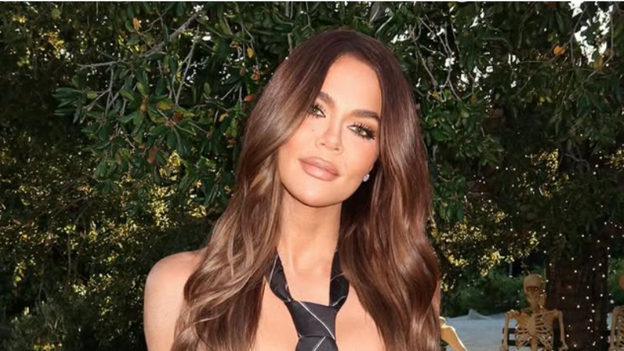 Vánoční výzdoba verandy Khloé Kardashian je okouzlující — a překvapivě ...