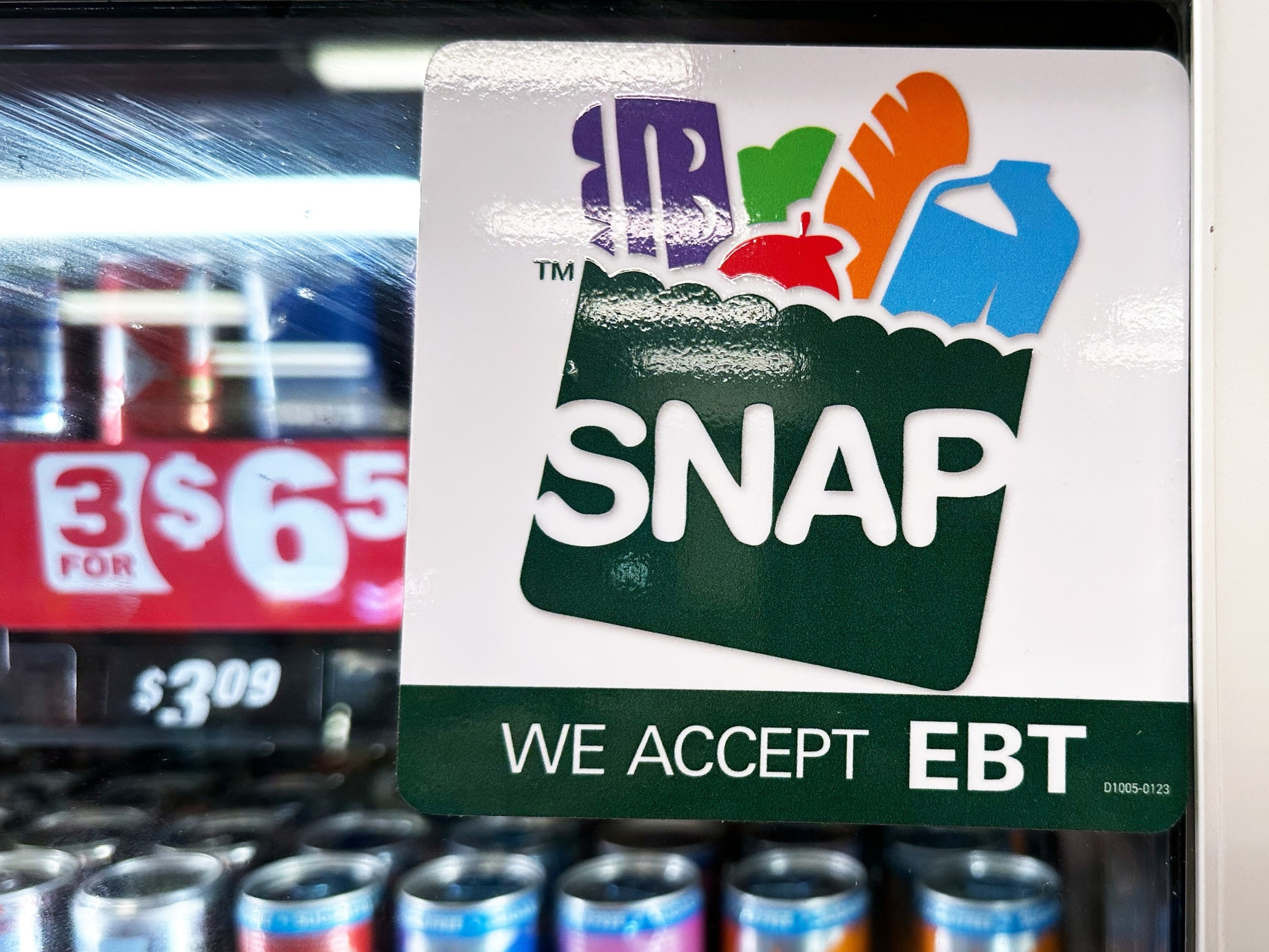Some SNAP recipients have to choose between rent and food amid halt in ...
