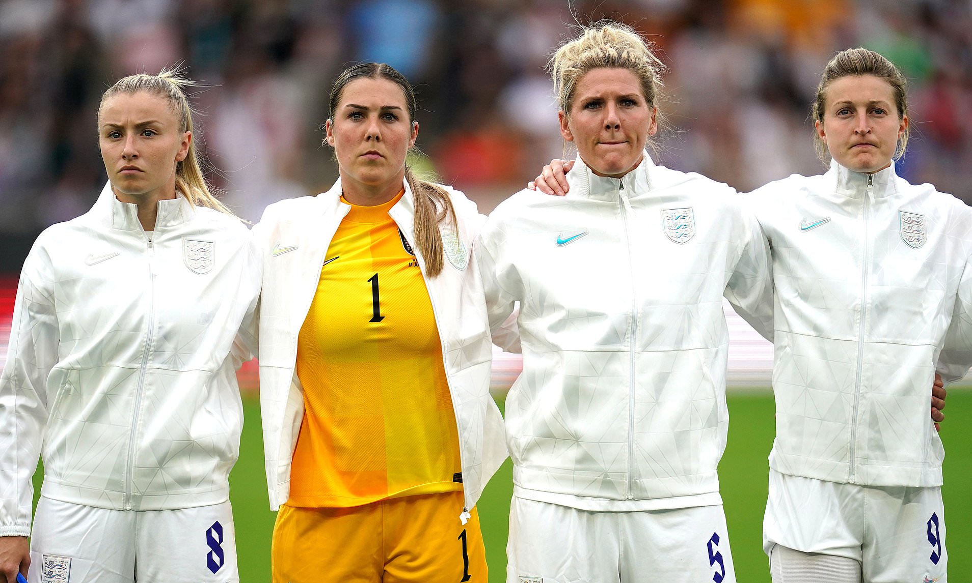 Ellen White hits out at Mary Earps for breaking 'unwritten oath' with ...