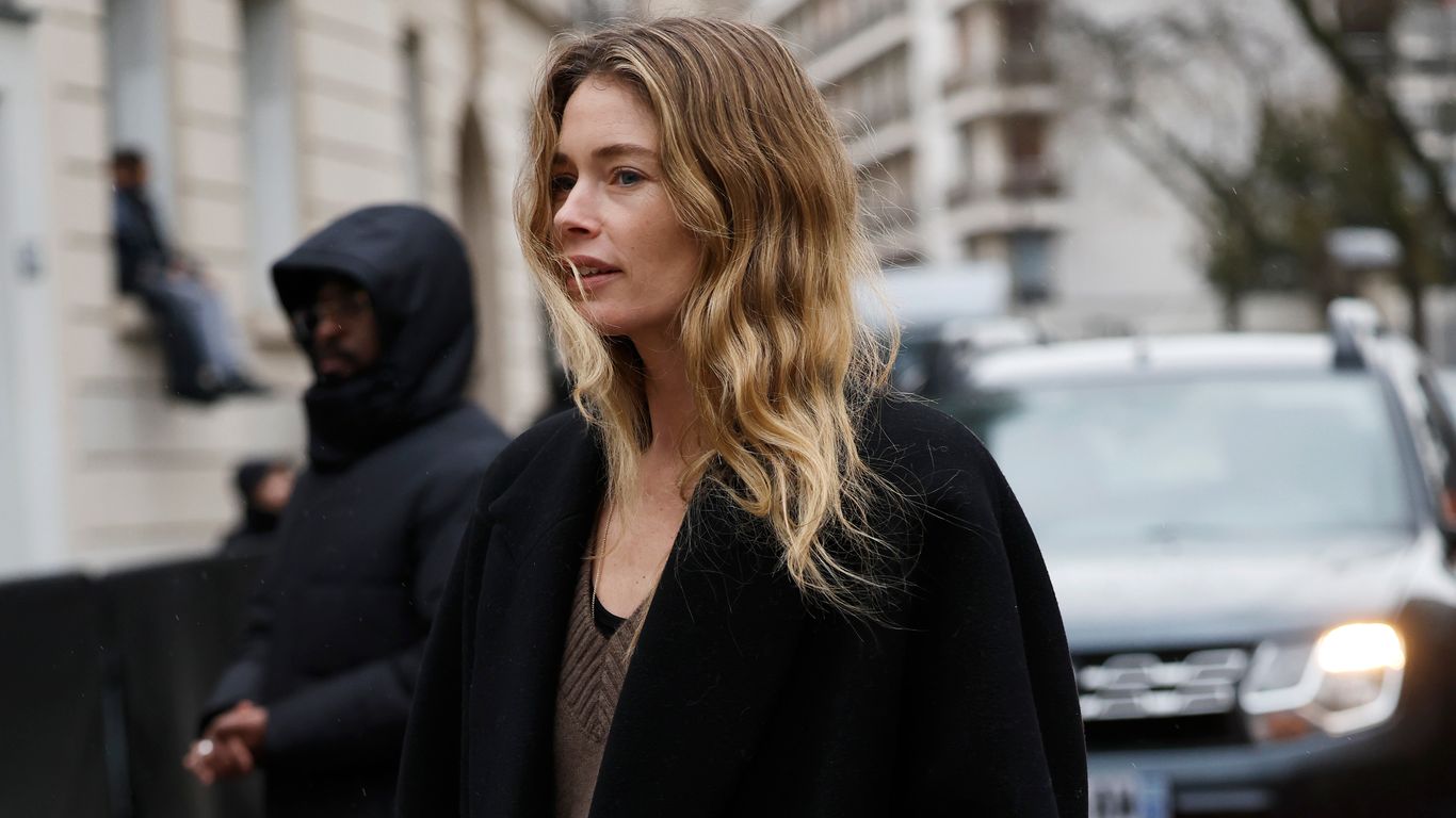 Comment s'habiller comme les supermodels des années 2000 cet automne