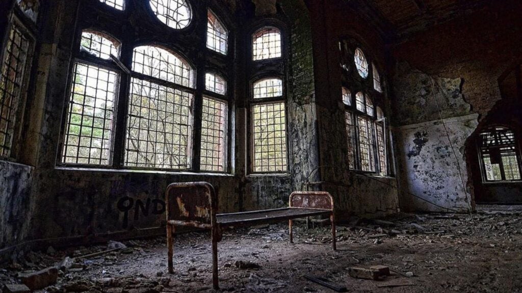 20 Abandoned Laboratories with Dark Pasts