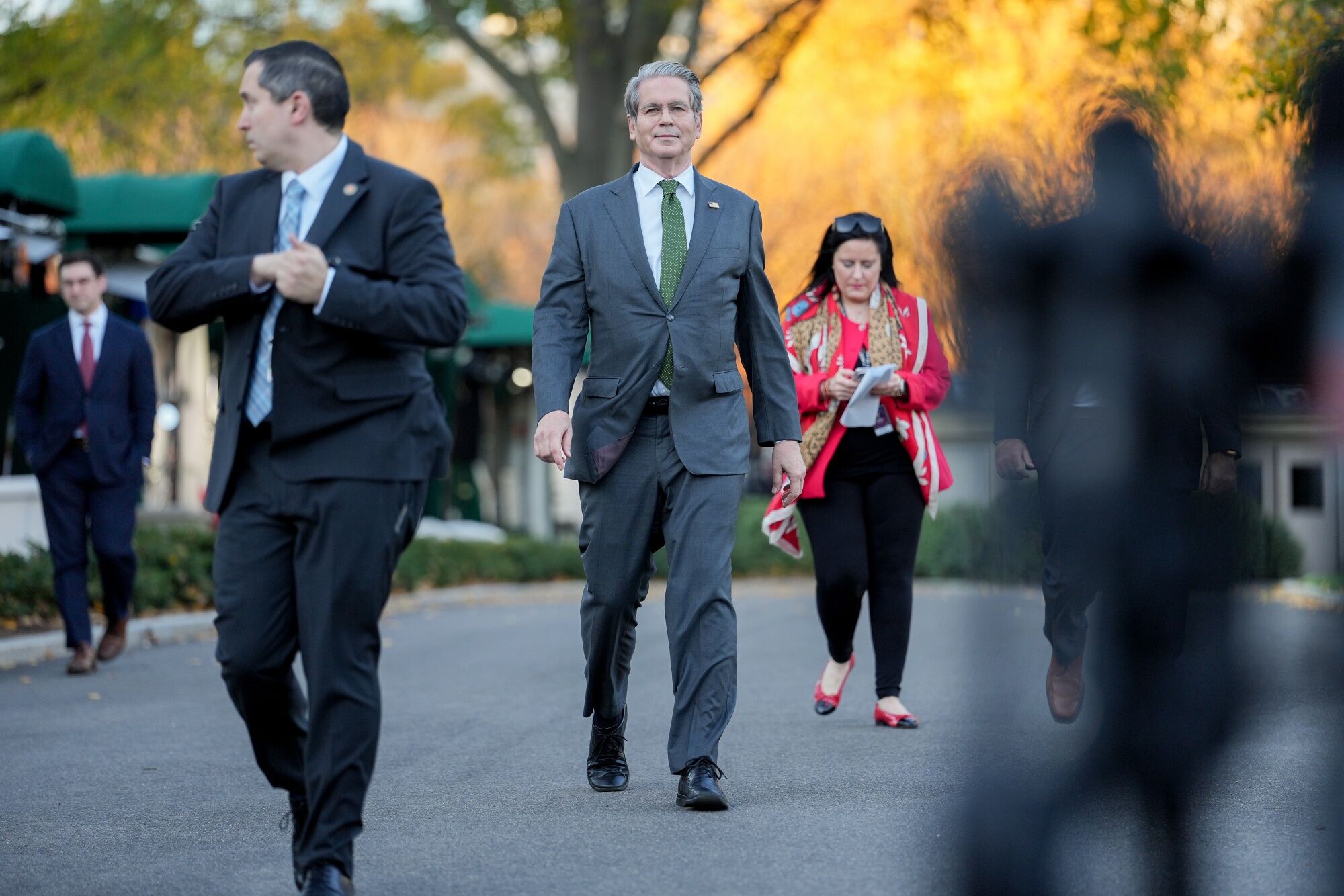 Escepticismo de la Corte Suprema sobre aranceles prolonga la ...