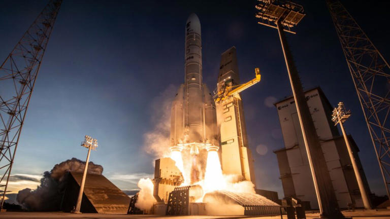 Les photos du nouveau lancement tonitruant de la fusée Ariane 6 sont enfin là